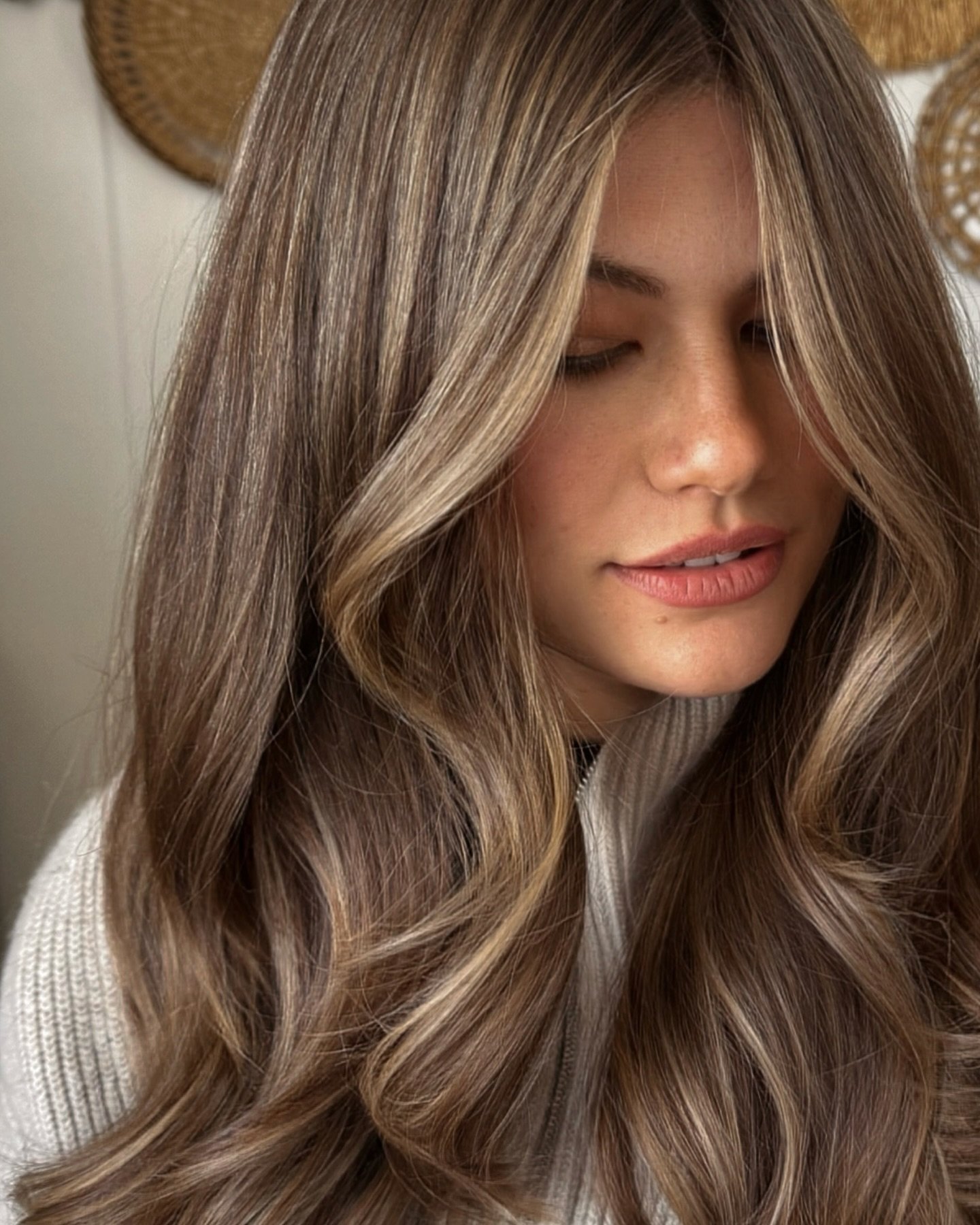 21 Chic & Easy Short & Medium Layered Haircuts Ideas